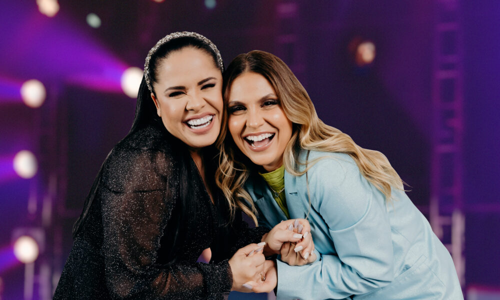 Aline Barros celebra 40 anos de carreira de Cassiane em dueto inédito ...